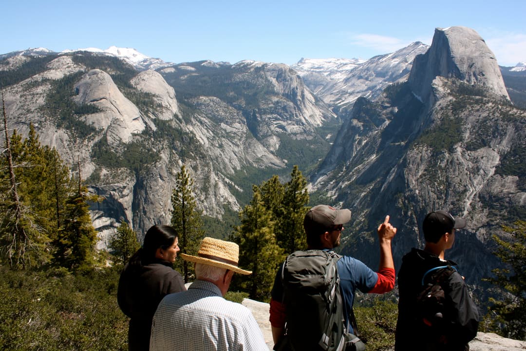 Yosemite Hikes and Tours | Evergreen Lodge